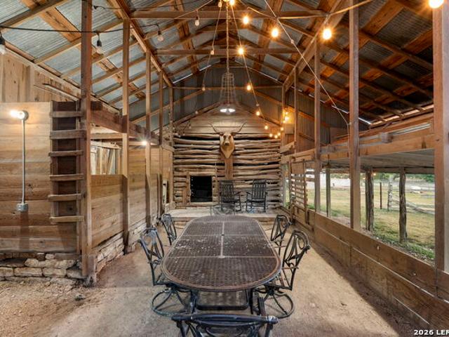 2825 W Ammann Rd