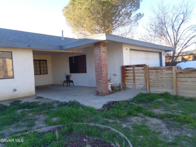 2825 28th St W, Rosamond, CA 93560 | MLS #26001 | Compass