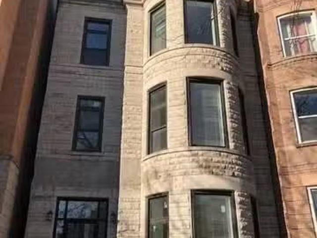 28264569 4030 S Indiana Ave #2