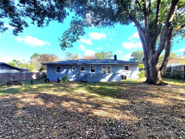 2826 NE 18th Ct, Ocala, FL 34470 | MLS #OM715158