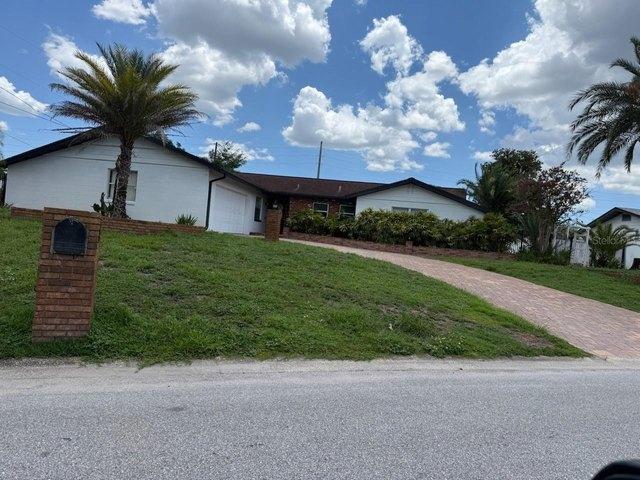 2826 Ambergate Rd, Winter Park, FL 32792