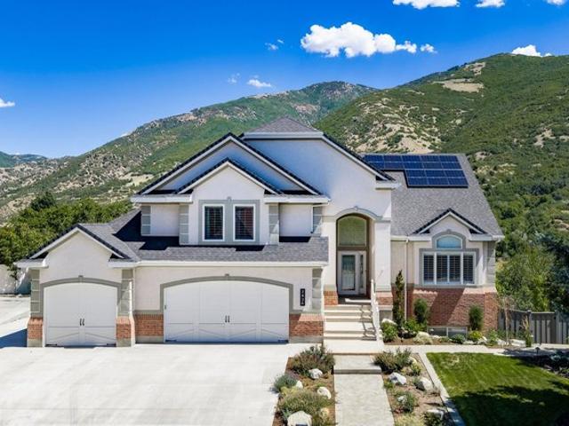 2826 E 3725 N, Layton, UT 84040