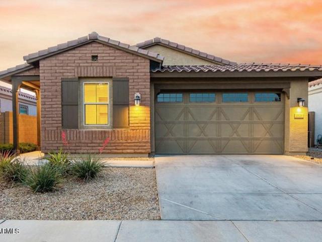 2826 E Fraktur Rd, Phoenix, AZ 85040