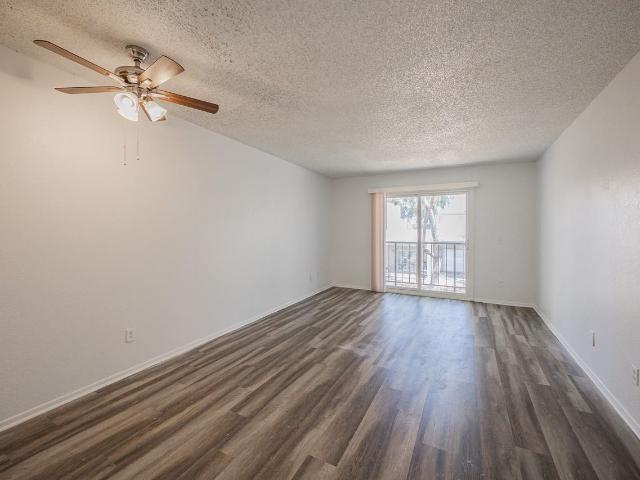 2826 E Monte Cristo Ave 2 Bedroom Apartment for Rent at 2826 E Monte Cristo Ave, Phoenix, AZ 85032