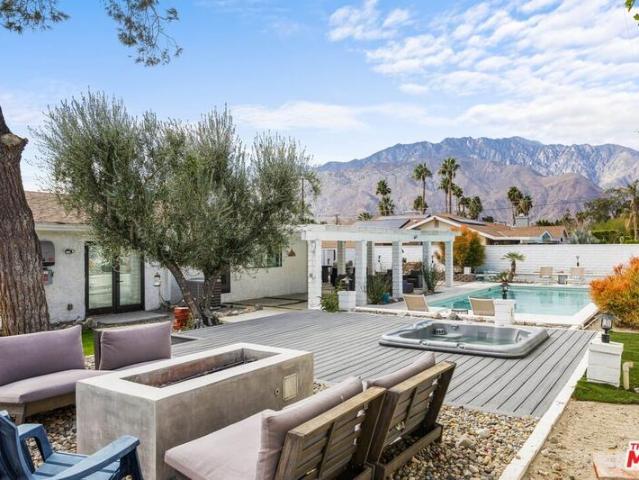 2826 E San Marino Rd, Palm Springs, CA 92262
