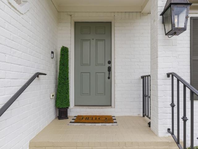 2826 Sugar Tree Rd, Nashville, TN 37215 | MLS #3148 | Compass