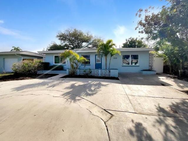 2826 46th St S, Gulfport, FL 33711