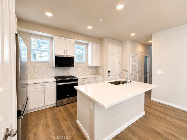 28274 Via Garnicia