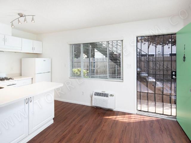 2827 Keats Street 1 Bedroom Apartment for Rent at 2827 Keats St, San Diego, CA 92106 Roseville Fleet Ridge