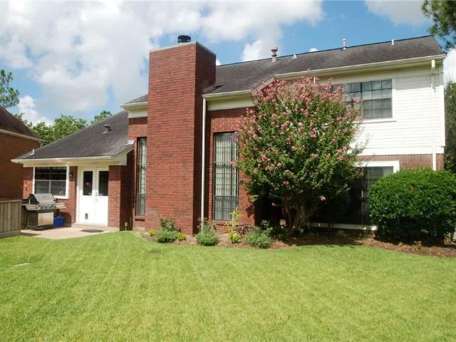 2827 Lake Colony Drive