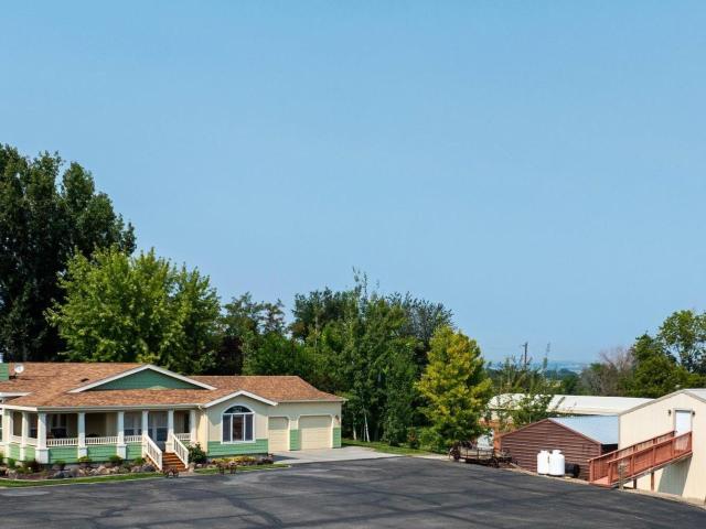 28283 Pearl Road