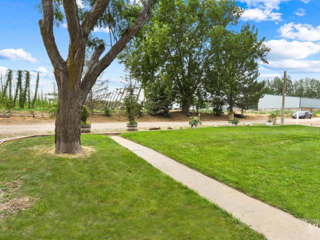 28282 Fox Ln