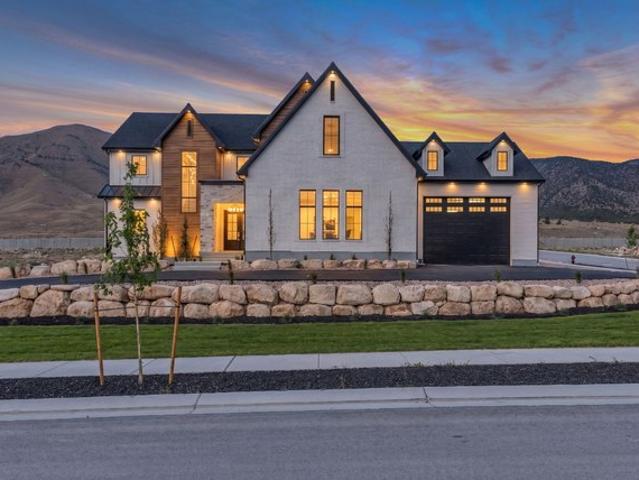 2828 N Jojo Rd, Eagle Mountain, UT 84005