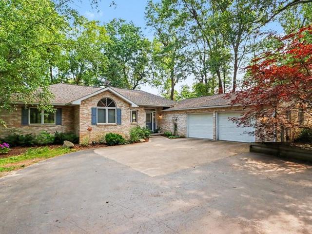 2828 nd Ave, Lawton, MI 49065