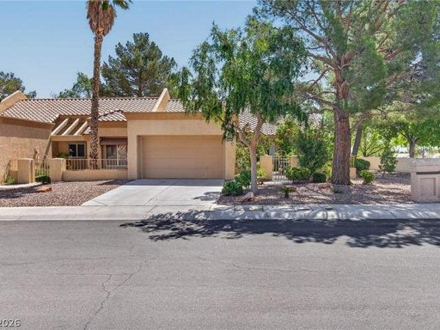 2828 Billy Casper Dr, Las Vegas, NV 89134
