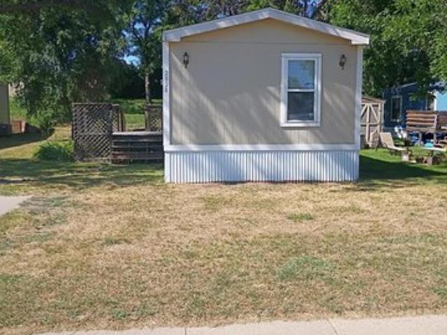 2828 E Irwin St, Pierre, SD 57501