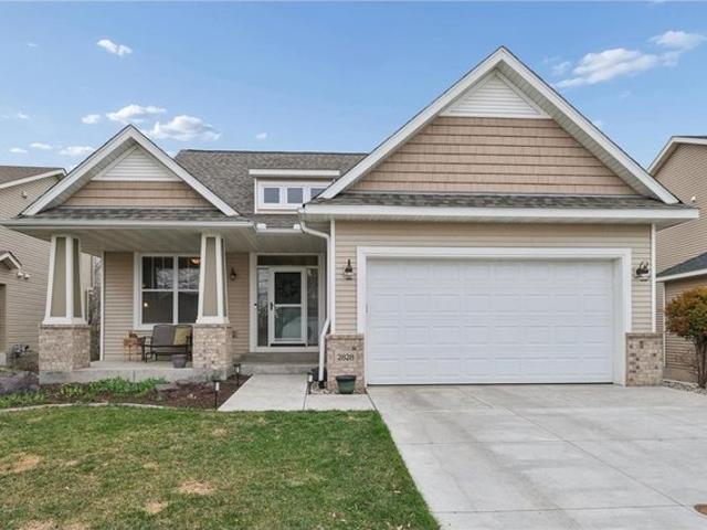 2828 Hawk Ridge Rd NW, Prior Lake, MN 55372