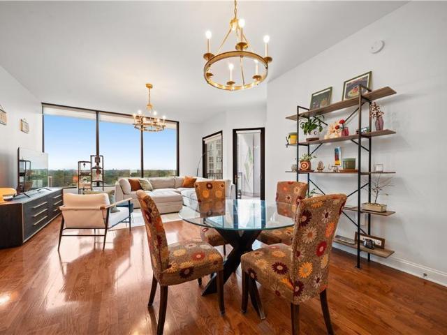 2828 Peachtree Road NW 1204