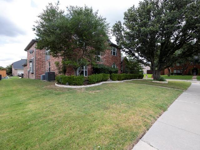2828 Royal Troon Drive