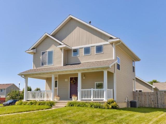 2828 SW White Birch Dr, Ankeny, IA 50023