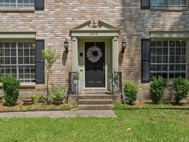 2828 S Logrun Cir, The Woodlands, TX 77380 | MLS #8755 | Compass