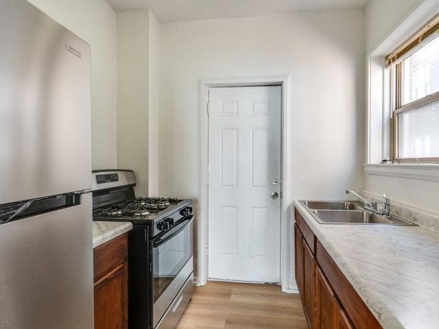 2828 South Moreland Blvd 2 Bedroom Apartment for Rent at 2828 S Moreland Blvd, Cleveland, OH 44120 Buckeye Shaker