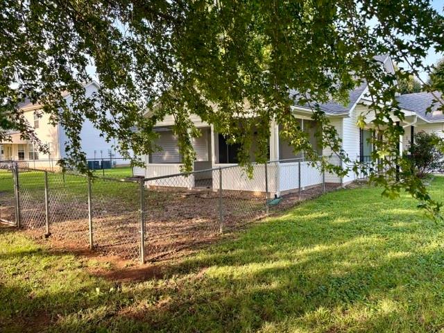 2828 Spring Meade Blvd