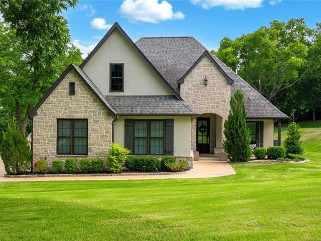 2828 W 78th St, Tulsa, OK 74132