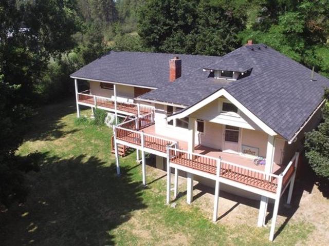2828 W Thorpe Rd, Spokane, WA 99224