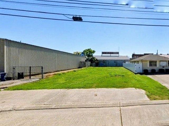 2829 Athania Pkwy Lot 76, Metairie, LA 70002