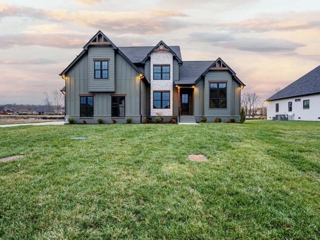 2829 Canfield Dr, Murfreesboro, TN 37128