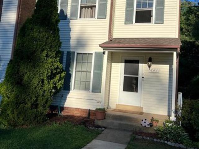 2829 Grovemore Ln, Vienna, VA 22180