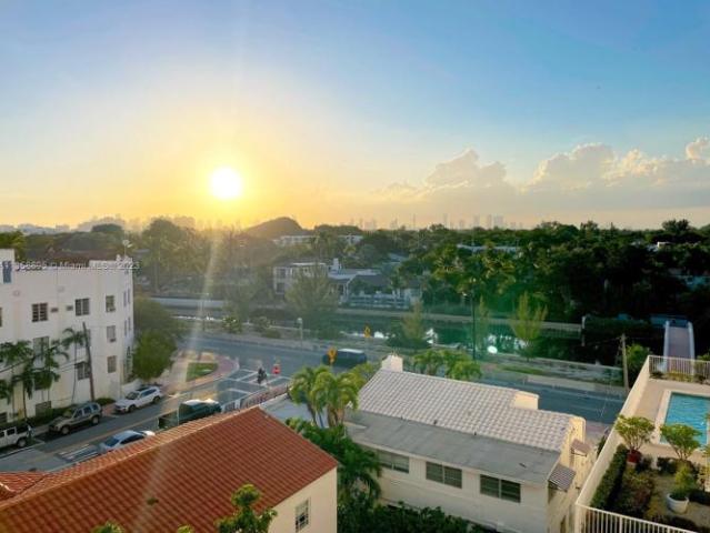 2829 Indian Creek Dr #607, Miami Beach, FL 33140