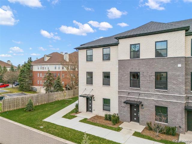 2829 Summers Place