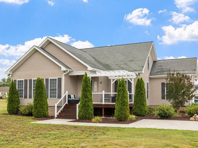 2820 Mebane Rogers Rd, Burlington, NC 27217
