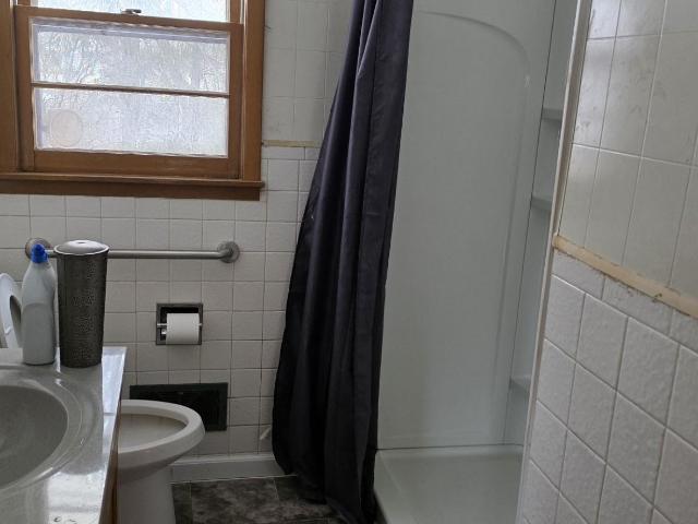 2820 N Service Drive