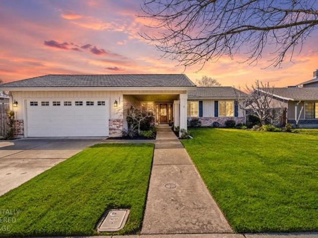 2820 Angel Dr, Stockton, CA 95209