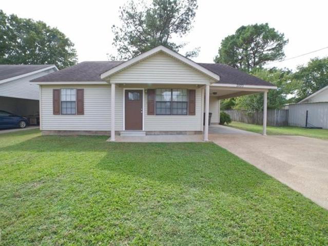 2820 Brookside Cir, Paragould, AR 72450
