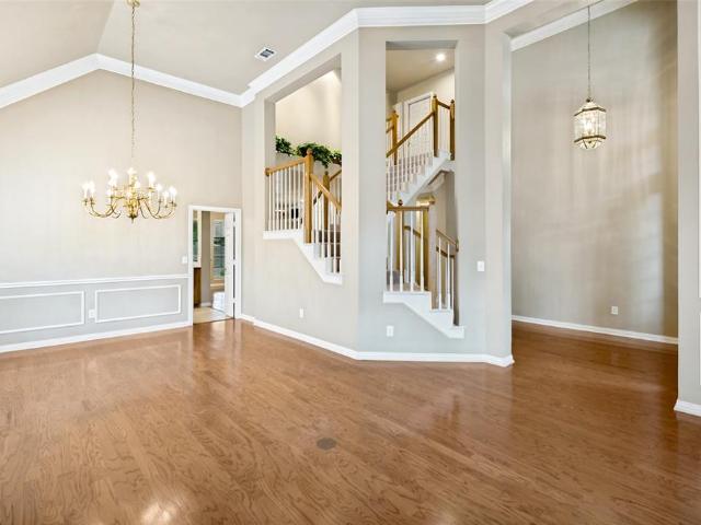2820 Creek Bend