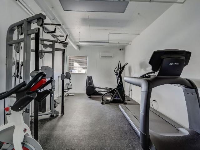 2820 Sawtelle Blvd Studio Apartment for Rent at 2820 Sawtelle Blvd, Los Angeles, CA 90064 Mar Vista