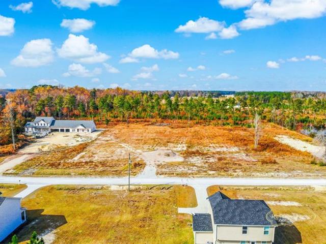 2820 Scarbrough Dr, Loris, SC 29569