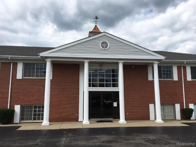2820 w maple road