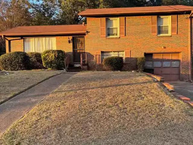 2820 WENONAH DR SW, BIRMINGHAM, AL 35211
