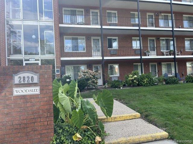 2820 Woodslee Dr Apt 107, Royal Oak, MI 48073