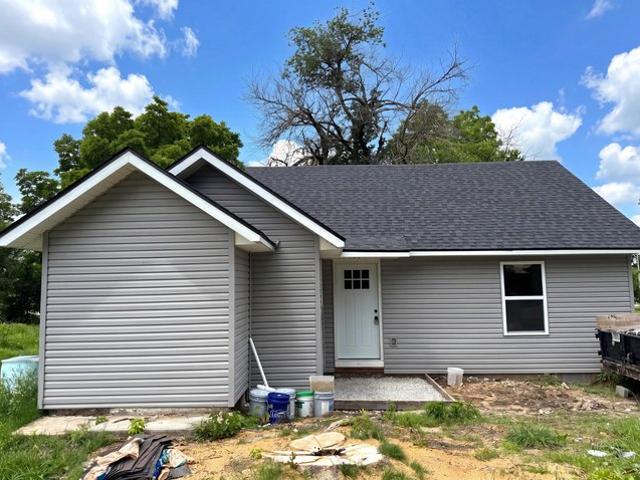 28215 Hickory St, Seligman, MO 65745