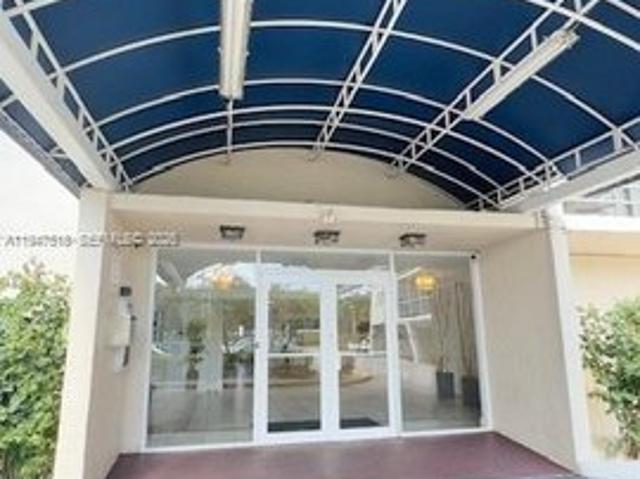 2821 N Miami Beach Blvd Unit 4M, North Miami Beach, FL 33160