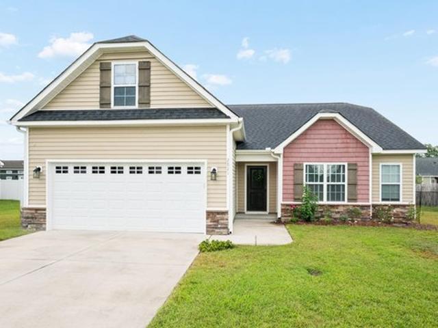 2821 Ange St, Winterville, NC 28590