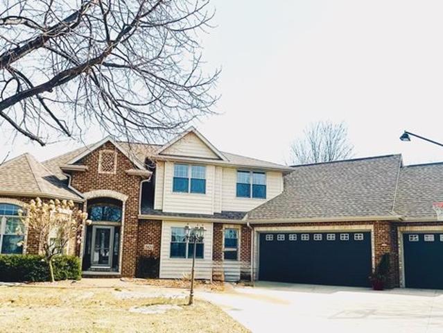 2821 E Milestone Ct, Appleton, WI 54913