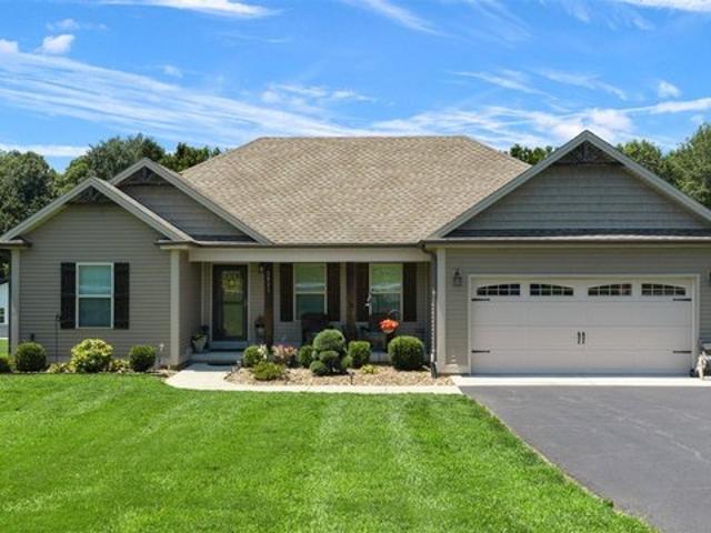 2821 H E Johnson Rd, Alvaton, KY 42122