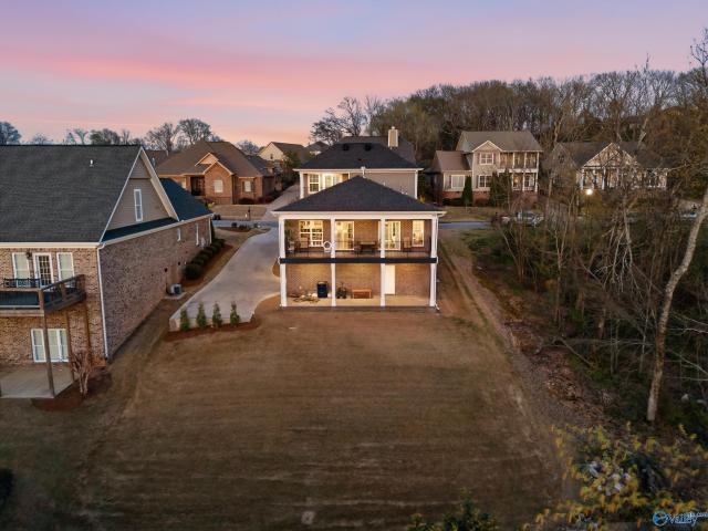 2821 Talon Circle NE